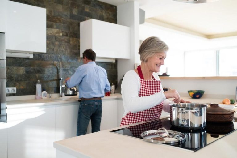 Kitchen Cabinets And ROI: Why Color And Design Choices Matter - InShot Spot